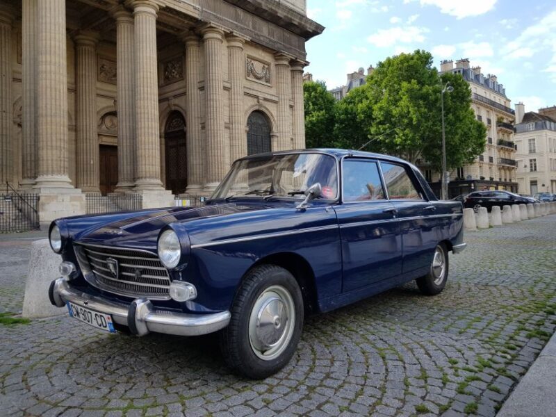 Paris: 1-Hour Tour in a Vintage Car - The Experience in Practice