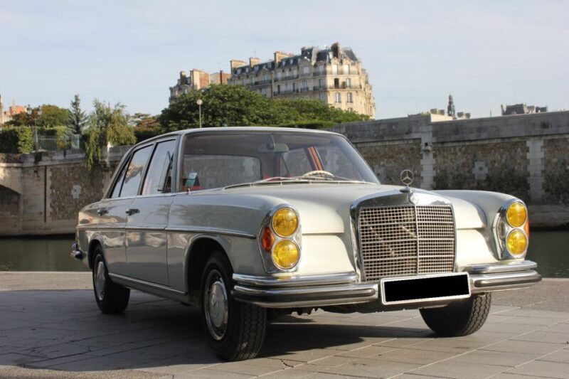 Paris: 2.5-Hour Guided Vintage Car Tour and Wine Tasting - Practical Details and Tips