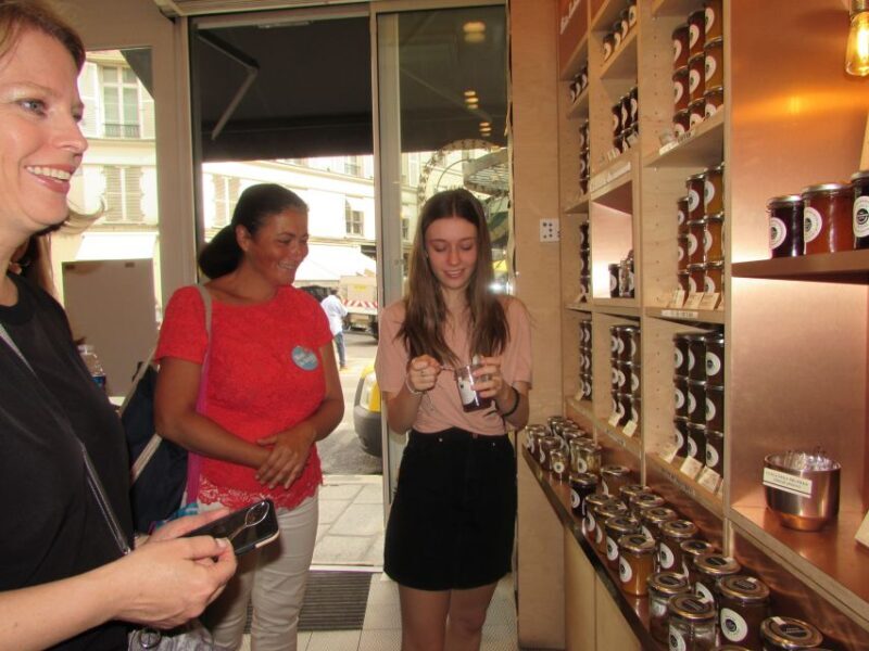 Paris: 2-Hour Sweet & Chocolate Family Tour with Tastings - FAQs