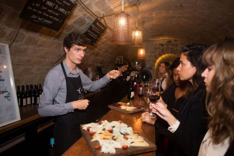 Paris: 2-Hour Wine Making Workshop - Key Points