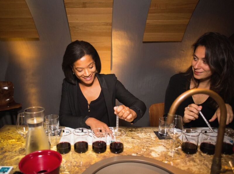 Paris: 2-Hour Wine Making Workshop - FAQ