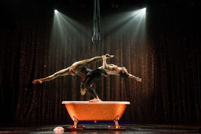 Paris: 3-Course Dinner & Show at Paradis Latin Cabaret - Why This Experience Is Worth Considering