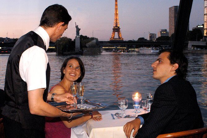 Paris 3-Course Gourmet Dinner and Sightseeing Seine River Cruise - Discovering the Experience: An Honest Breakdown