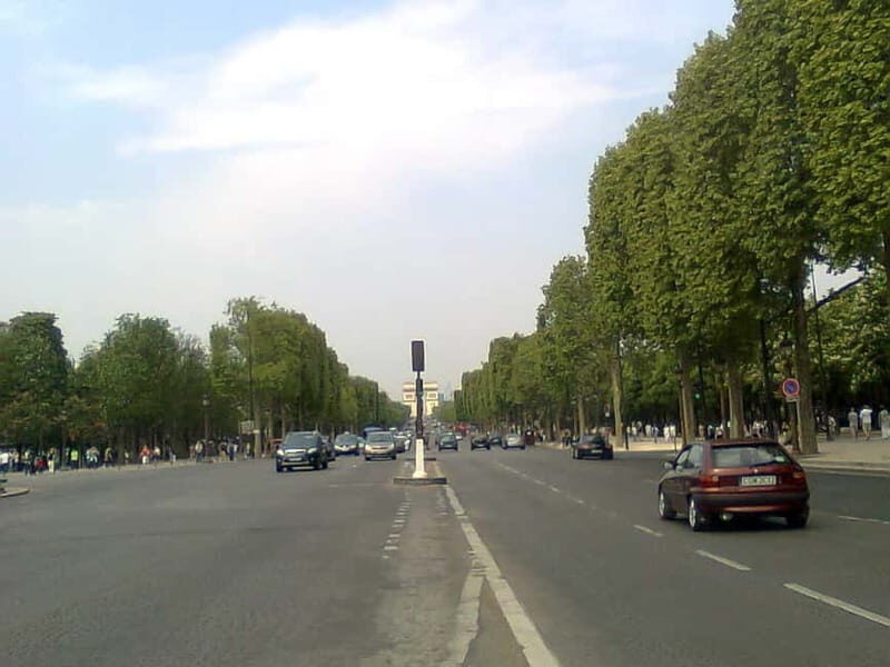 Paris - 6-Hour Private Guided Walking Tour of the City - Key Points