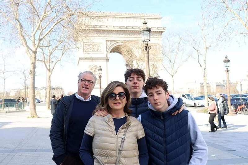 Paris: 6 hours PRIVATE tour in a van - photoshoot included - FAQ
