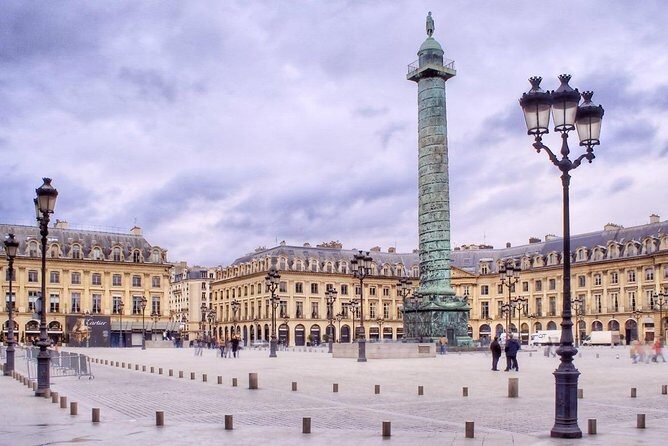 Paris Airport Layover Tour - The Sum Up