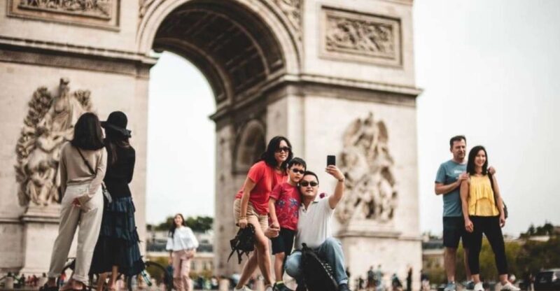 Paris: Arc de Triomphe Entry with Seine Cruise - The True Value of the Experience