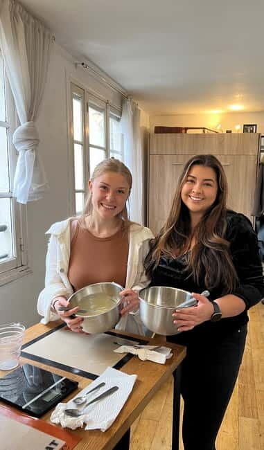 Paris: Bake Madeleines and take them home with you - Discover the Charm of Making Madeleines in a Parisian Apartment