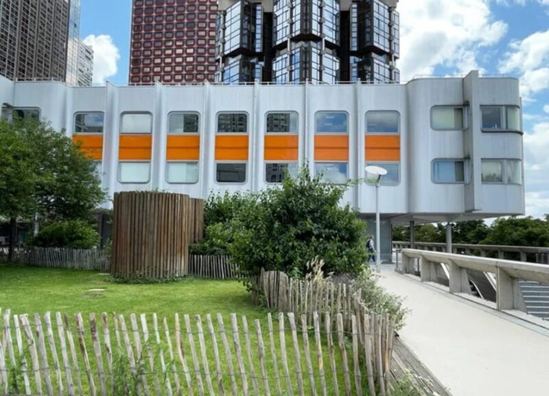 Paris: Beaugrenelle Modern Architecture Walking Tour - Introduction to the Tour