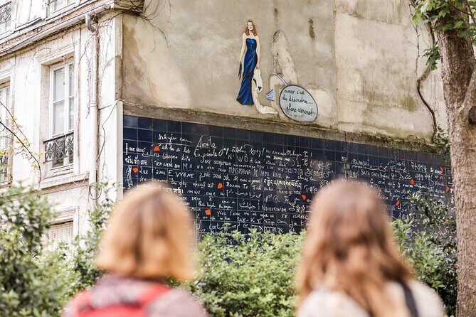 Paris' Best Kept Secrets With A Local Insider: Private & Personalized - Analyzing the Details: What Makes This Tour Stand Out?