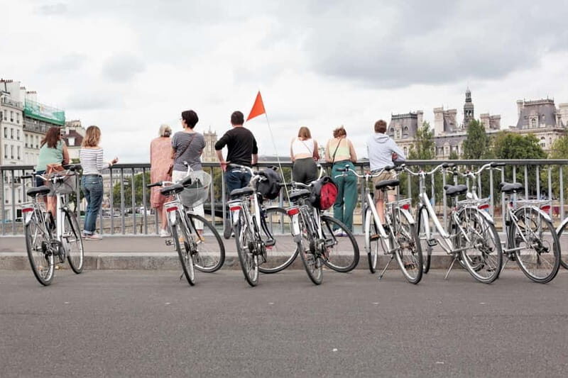 Paris: Bike tour of the historic heart - A Well-Designed Itinerary for Authentic Paris Exploring