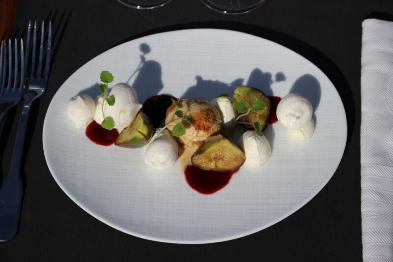 Paris: Bustronome Gourmet Lunch Tour on a Glass-Roof Bus - Exploring the Experience: What to Expect