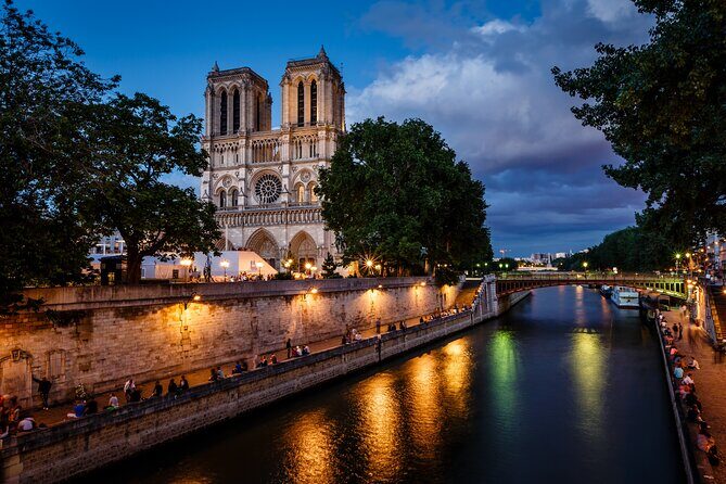 Paris by Night Tootbus Tour - Frequently Asked Questions