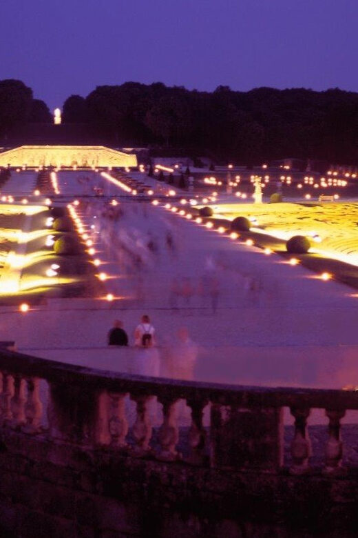 Paris: Candlelit Dinner at Vaux-le-Vicomte by Limousine - The Ride to Fairyland: Private Limousine Transfer