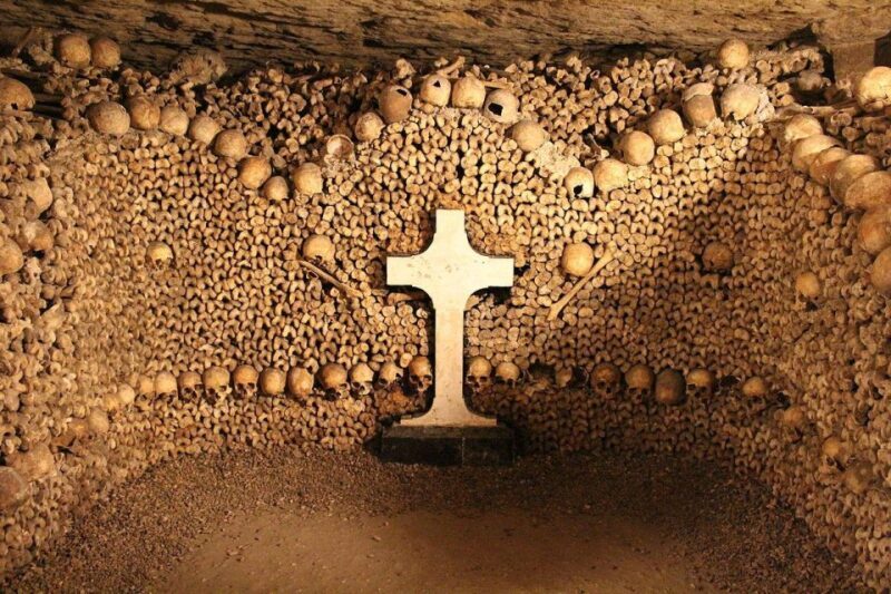 Paris: Catacombs Entry & Seine River Cruise with Audio Guide - Practical Details and Tips