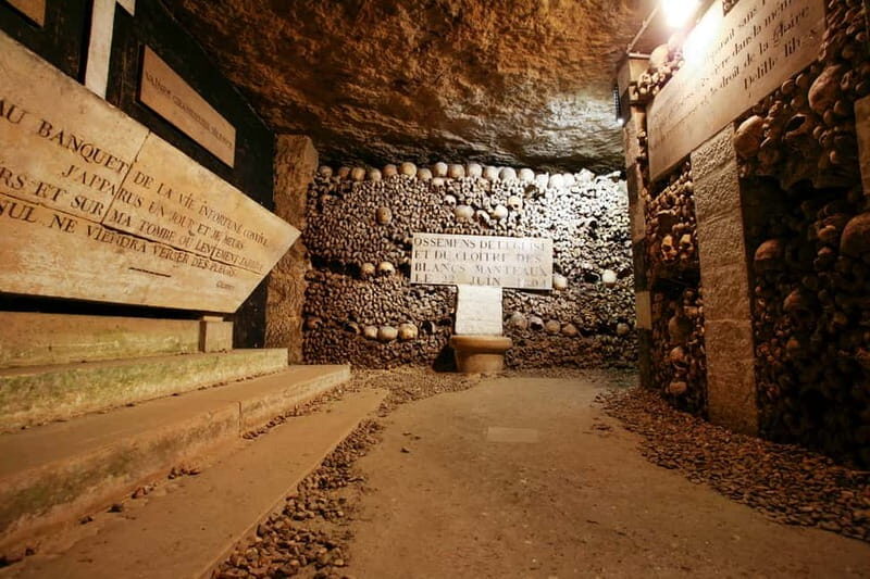 Paris: Catacombs Guided Tour - Who Should Consider This Tour?