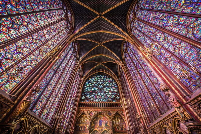 Paris: Centre Walking Tour with Notre Dame Reserved Access - Authentic Insights from Travelers