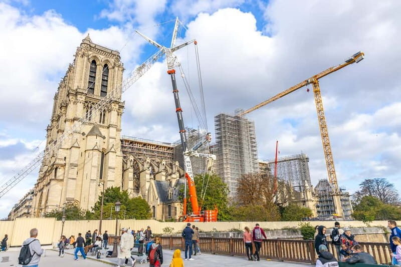 Paris: Centre Walking Tour with Notre Dame Reserved Access - Final Thoughts