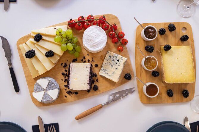 Paris Cheeses and Wines Tour de France with Tasty Games - Frequently Asked Questions