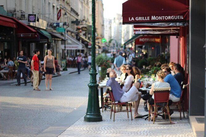 Paris Christmas Food Tour with a Local Guide, and Seasonal Treats - Key Points