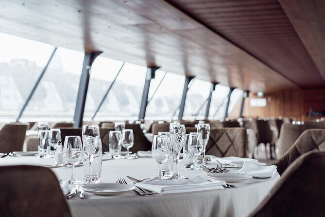 Paris Christmas Lunch Cruise by Bateaux Mouches - Practical Details: What You Need to Know