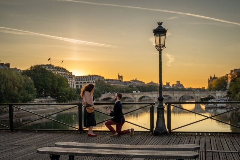 Paris: Cinematic and Fun Photoshoot with a Professional - Frequently Asked Questions