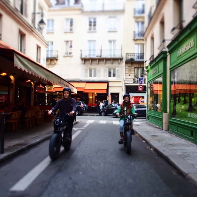 Paris: City Highlights Private Electric Bike Tour - Authenticity and Authentic Local Guidance