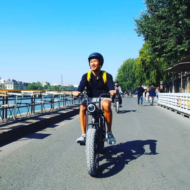 Paris: City Highlights Private Electric Bike Tour - Who Should Consider This Tour?