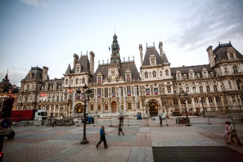 Paris: City Tour by Bus with Eiffel Tower & Optional Summit - Timing and Duration: Is It Worth Your Time?