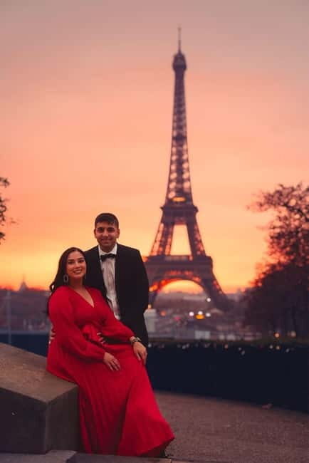 Paris: Couple photoshoot - Practical Considerations: Timing, Cost, and Flexibility