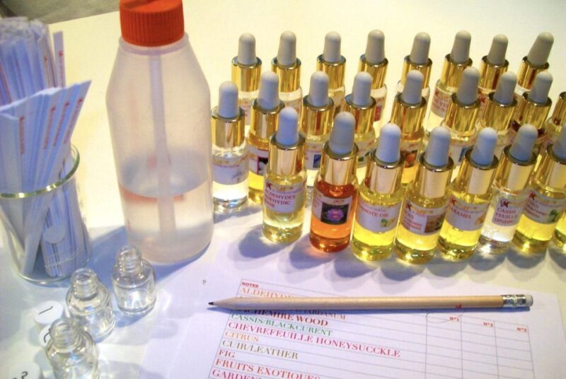 Paris: Create your Signature Scent Perfume Workshop - A Closer Look at the Perfume Workshop