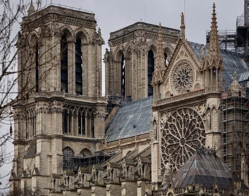 Paris: Creepy Middle Ages Walking Tour - Key Points