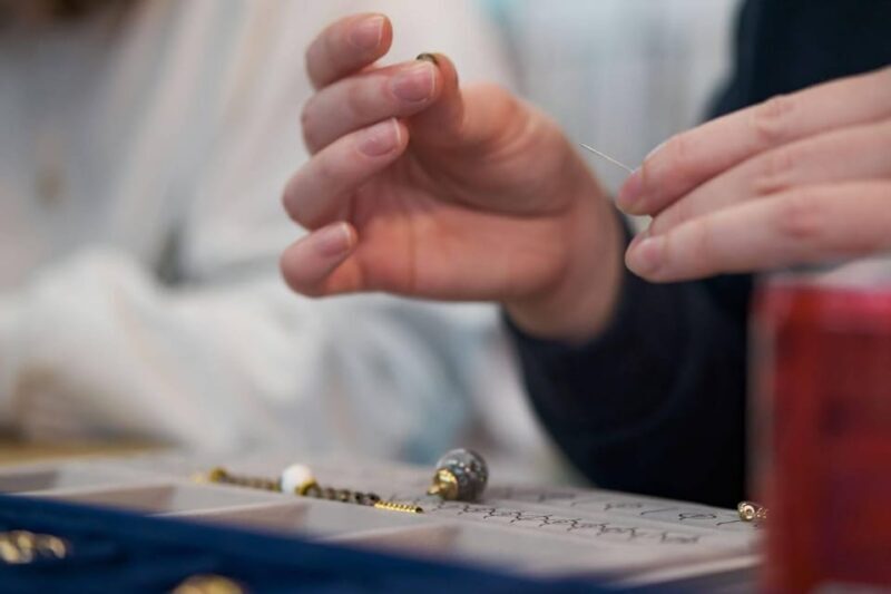 Paris: Custom Souvenir Bracelet Workshop - FAQ