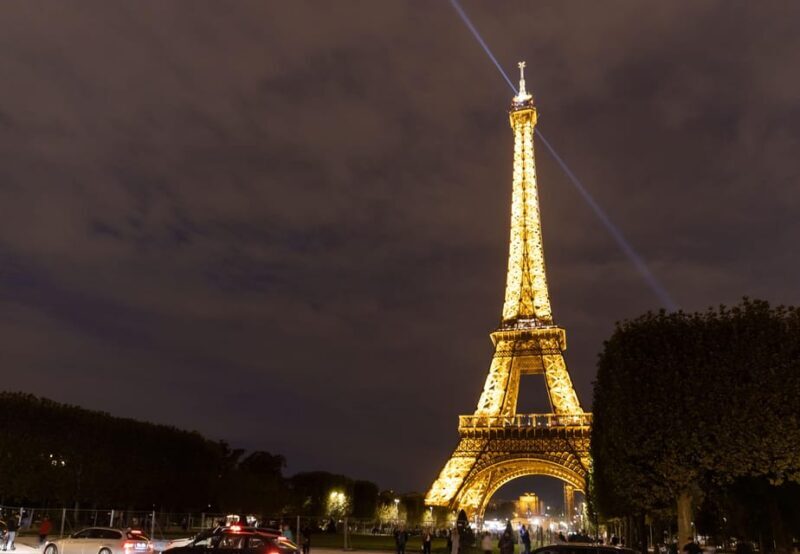 Paris: Dinner at The Eiffel Tower & Cruise - What Makes This Tour Stand Out?