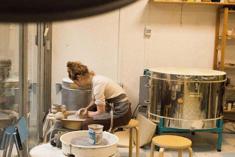 Paris : Discover the potter's wheel with Lucie. - Who Will Appreciate This Experience?