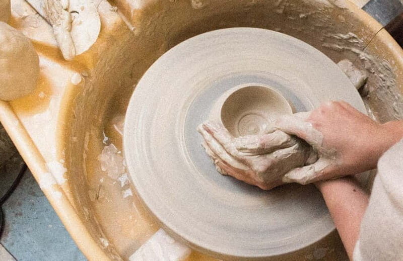 Paris : Discover the potter's wheel with Lucie. - FAQ