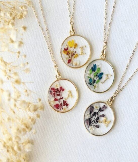 Paris: Duo Resin Jewelry Workshop (Necklace & Earrings) - Paris: Duo Resin Jewelry Workshop (Necklace & Earrings) — A Creative Escape in the City of Light