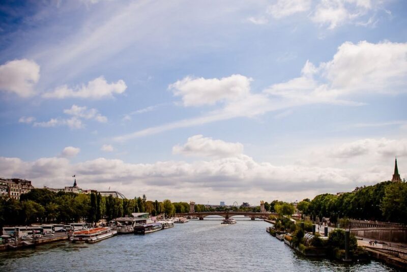Paris: E-bike tour - Monumental and Hidden Paris - Who Will Love This Tour?
