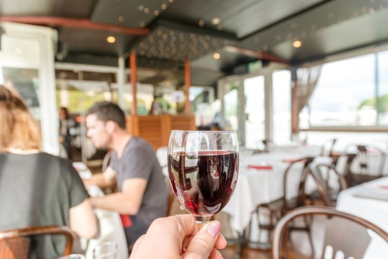 Paris: Early Evening Dinner Cruise on the River Seine - FAQ