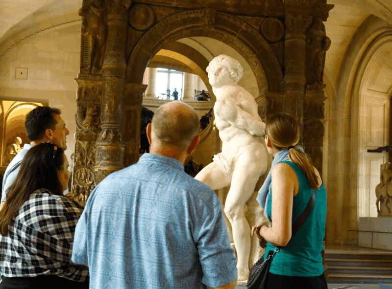 Paris: Early Morning Louvre Private Guided Tour with Pickup - A Fully Balanced View