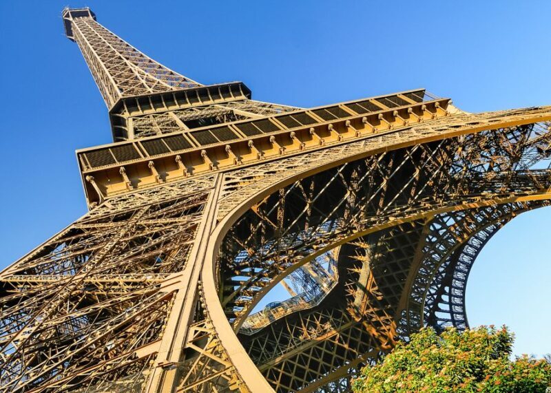 Paris: Eiffel Tower Fully Guided Tour with Summit Option - FAQs
