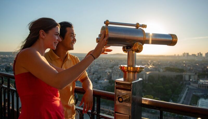 Paris: Eiffel Tower Hosted Tour, Seine Cruise and City Tour - FAQ
