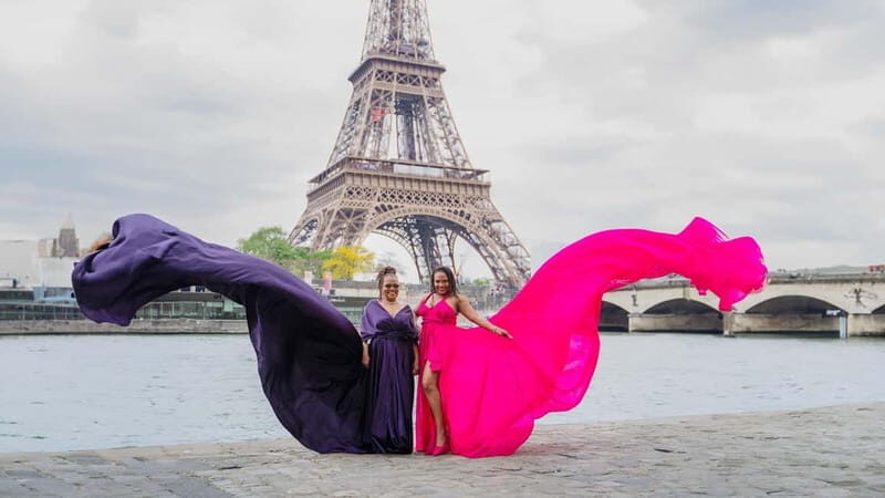 Paris: Eiffel Tower-Louvre Flying-Dress Photoshoot jonadress - Key Points