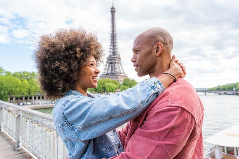 Paris: Eiffel Tower Photo Shoot - The meeting logistics: a smooth start and finish