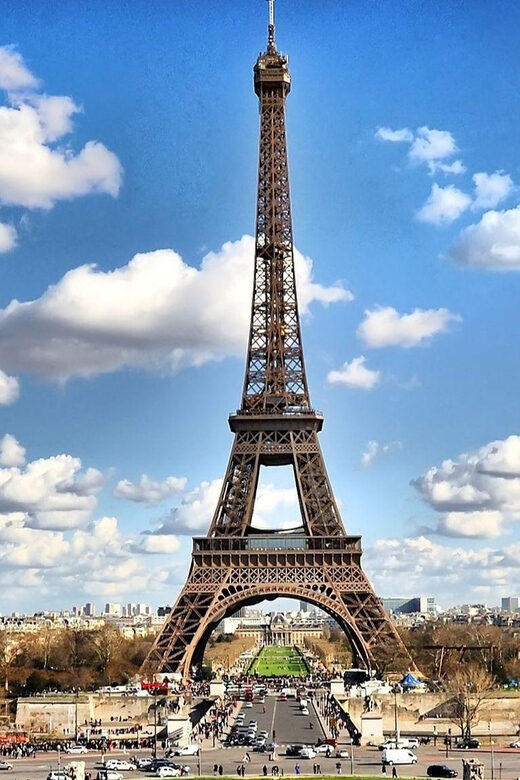 Paris: Eiffel Tower Summit & App to to download and Meal - Key Points