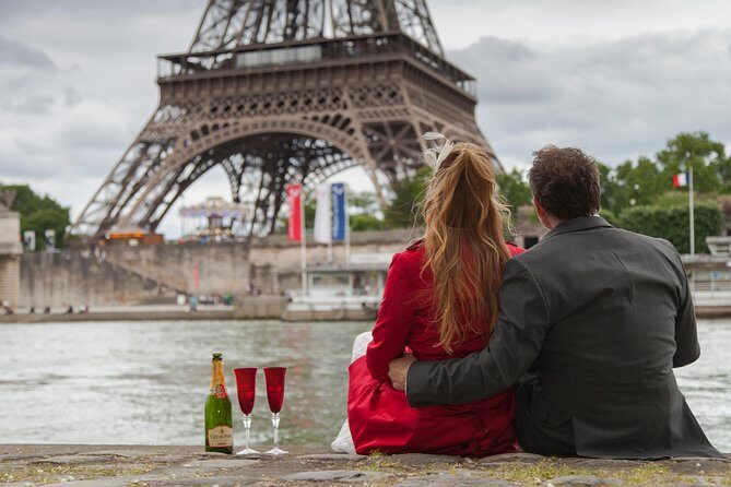 Paris Eiffel Tower Vows Renewal Ceremony - Photoshoot and Video - A Closer Look at the Experience