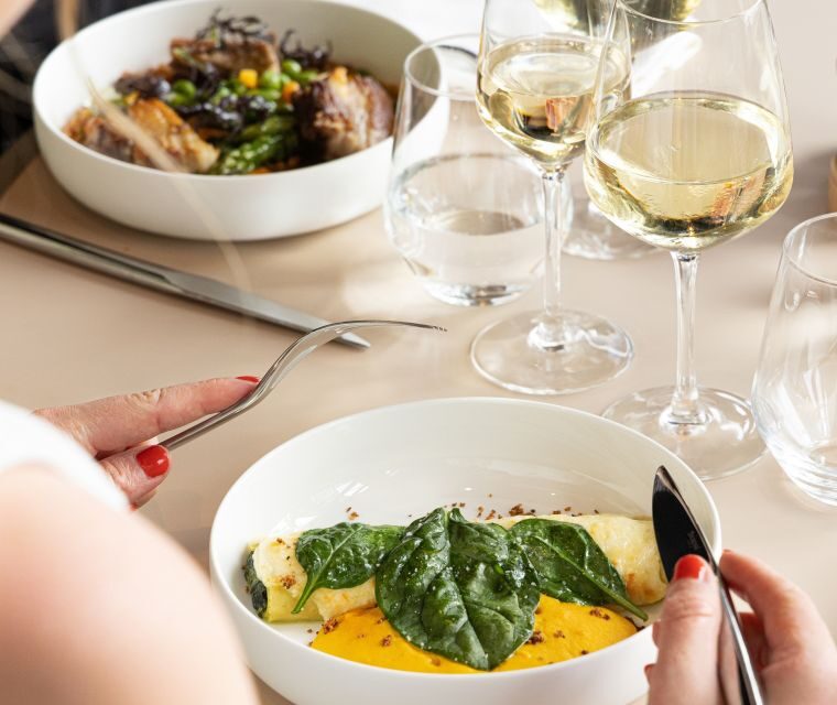 Paris: Elegant Dinner with Drinks in the Eiffel Tower - Is This Experience Worth the Price?