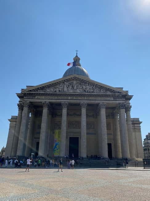 Paris: Emily Filming Locations Walking Tour - Authenticity and the Experience of Visiting Locations