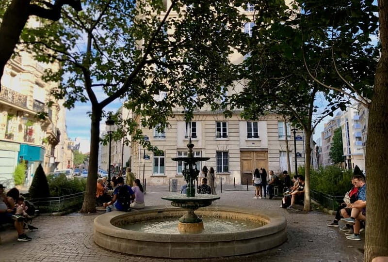 Paris: Emily inspired walking tour - Key Points