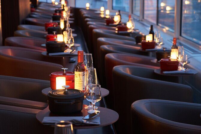 Paris en Scene 3 Course Seine River Dinner Cruise - FAQ
